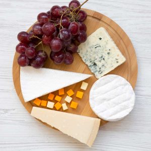 Cheese Board Sizes - What You Need to Know - HowdyKitchen