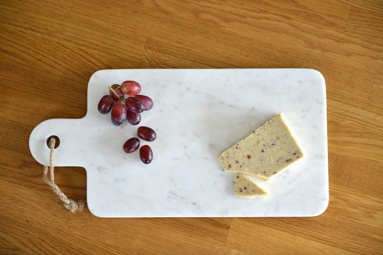 Cheese Board Sizes - What You Need to Know - HowdyKitchen