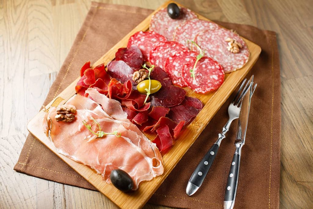 Charcuterie Board Sizes What You Need To Know HowdyKitchen