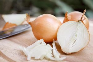 Medium Onion Size - How Big is a Medium Onion - HowdyKitchen