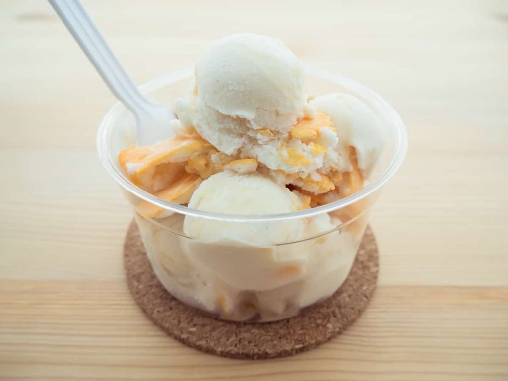 Standard Ice Cream Container Sizes and Guidelines - HowdyKitchen