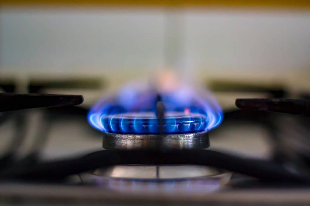 Orange Flame on The Gas Stove - Causes & Fixes - HowdyKitchen