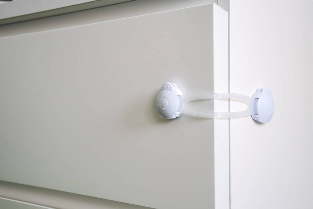 5 Types of Refrigerator Locks - HowdyKitchen