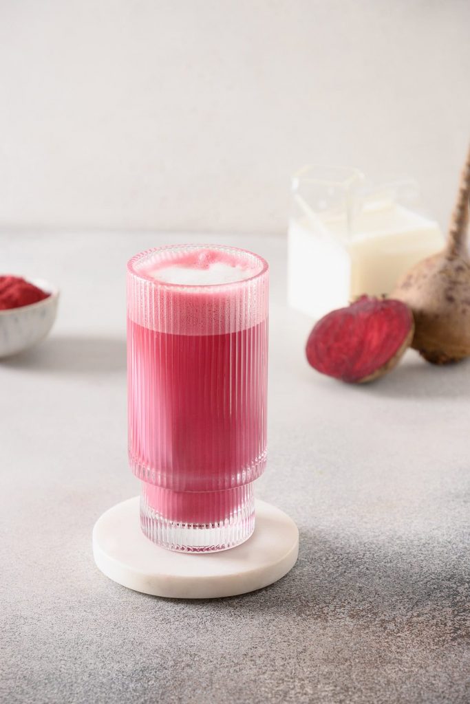 Beetroot Latte - HowdyKitchen