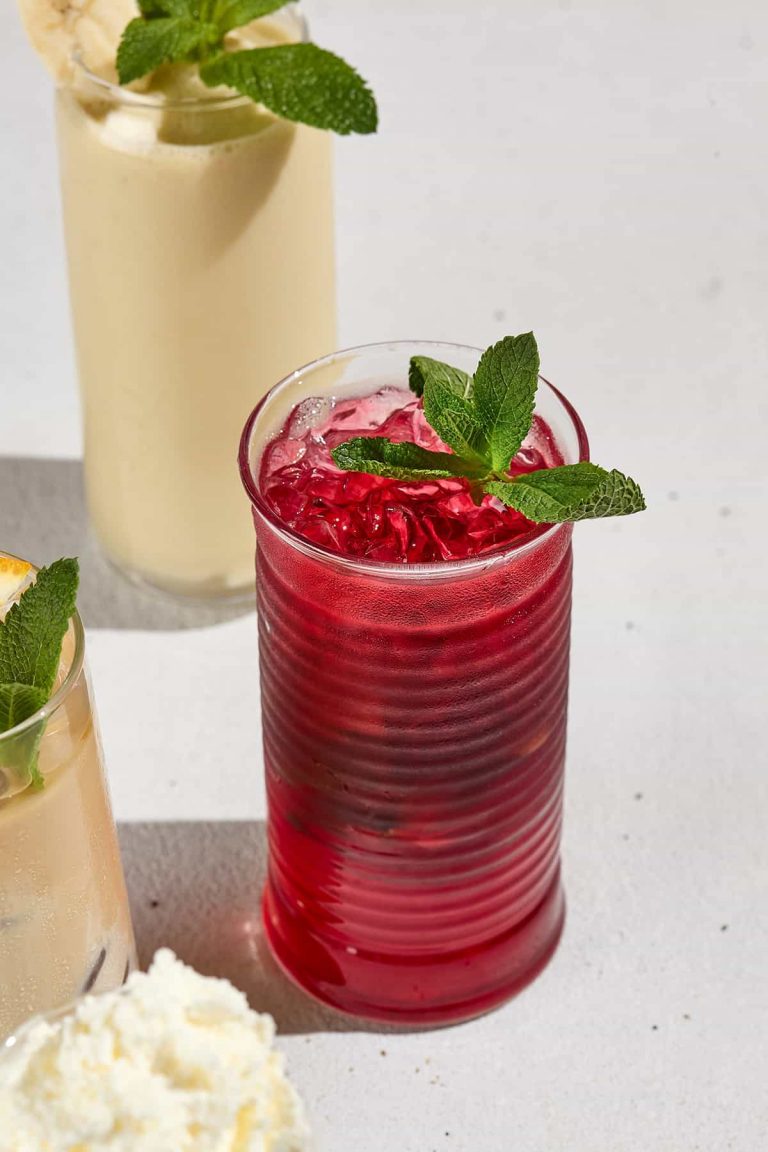 15 Delicious Mocktails For Kids - HowdyKitchen