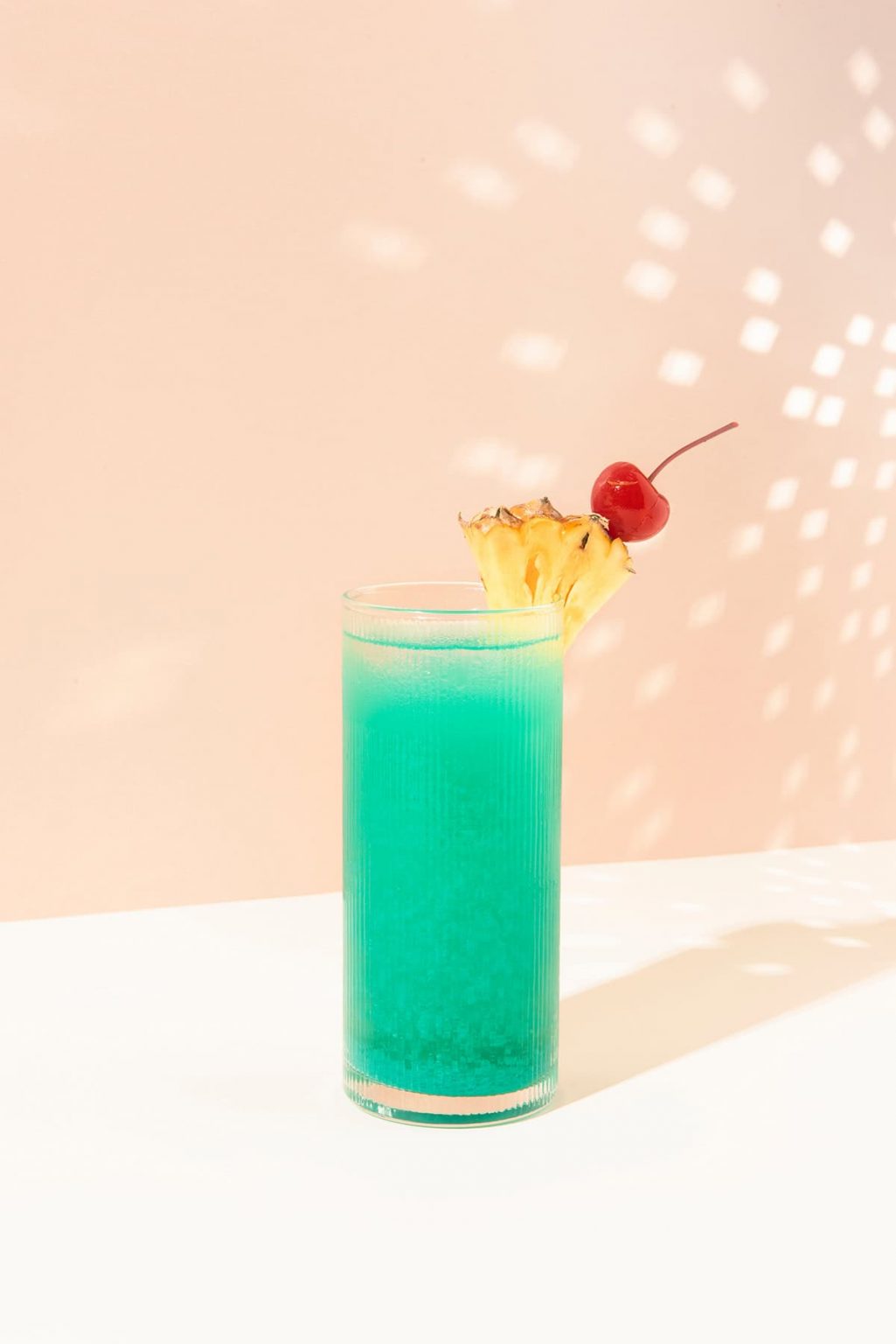 10 Best Blue Mocktails For Every Occasion - HowdyKitchen