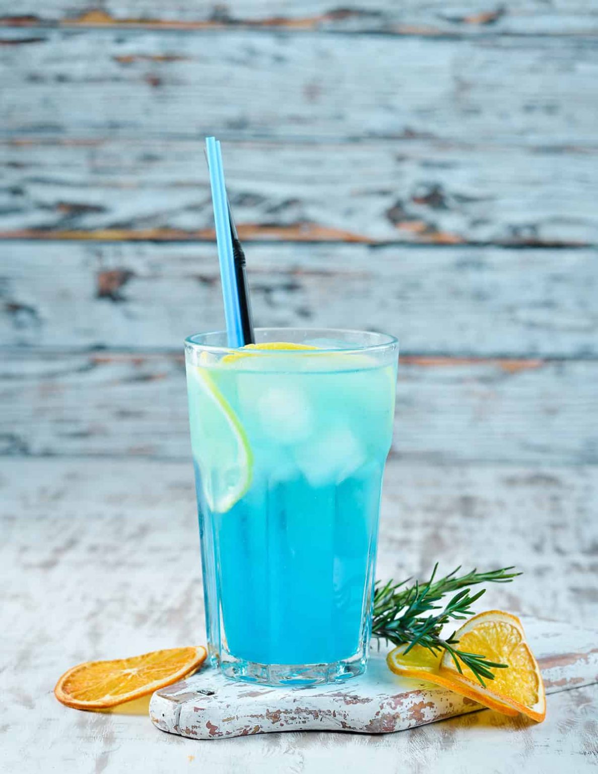 12 Most-Popular Beach Cocktails - HowdyKitchen