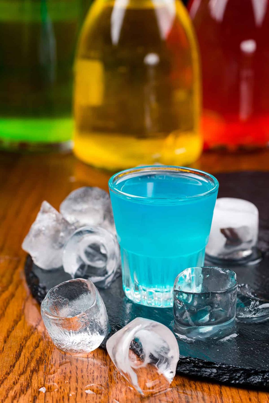 Blue Lagoon Shot - HowdyKitchen