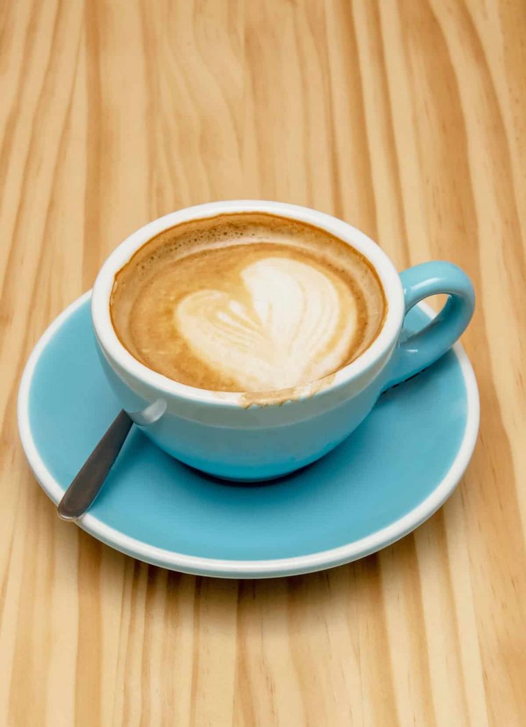 Cafe Con Leche Recipe - HowdyKitchen