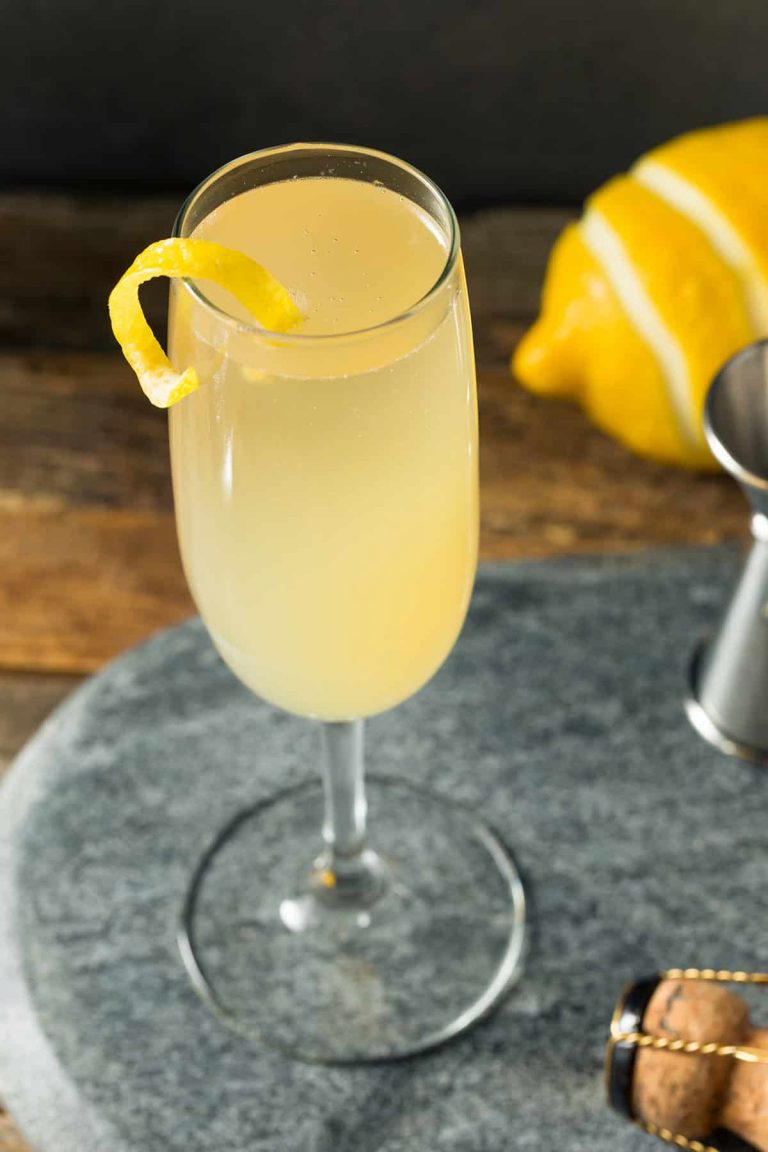 15 Lemon Juice Cocktails for a Burst of Citrus Flavor - HowdyKitchen