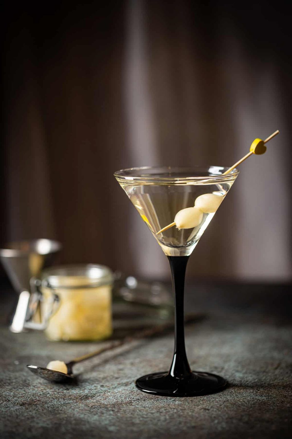Gibson Martini Recipe - HowdyKitchen