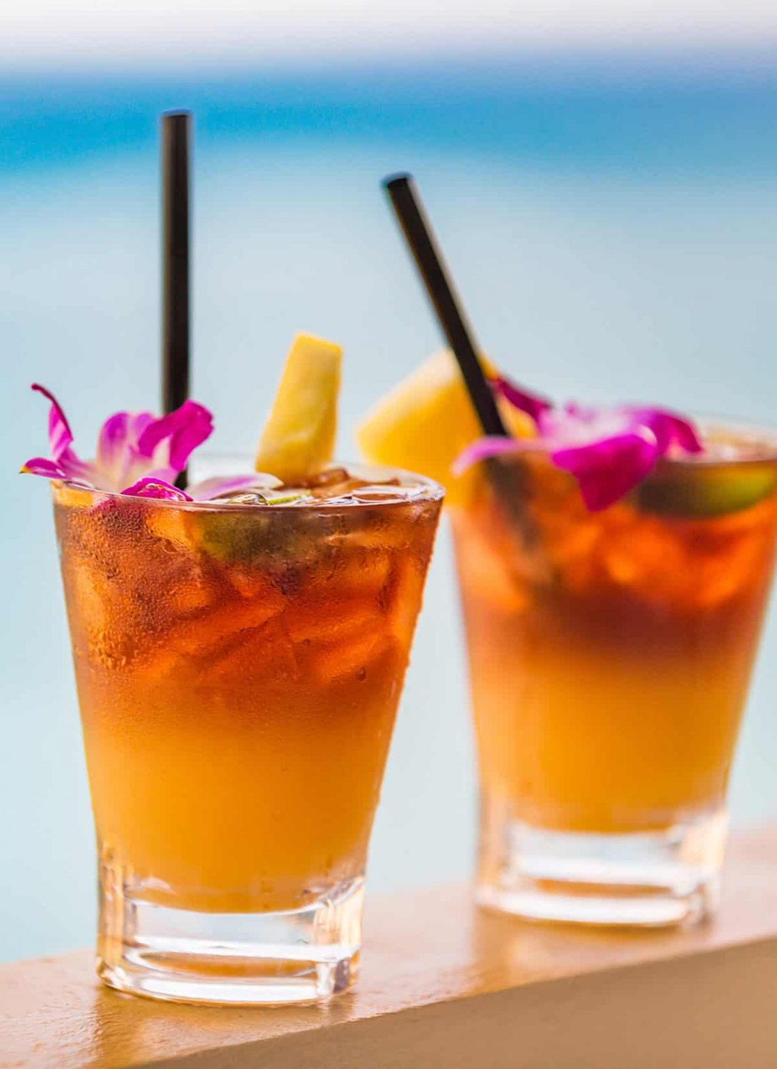 12 Best Hawaiian Cocktails - HowdyKitchen