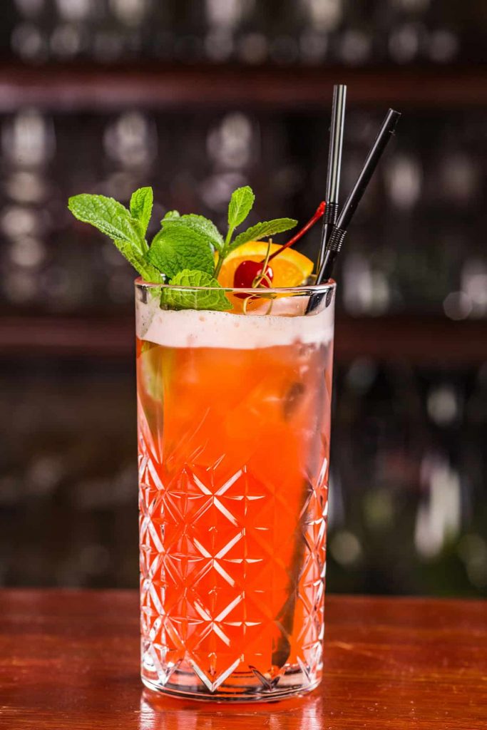 Hurricane Cocktail Recipe - HowdyKitchen