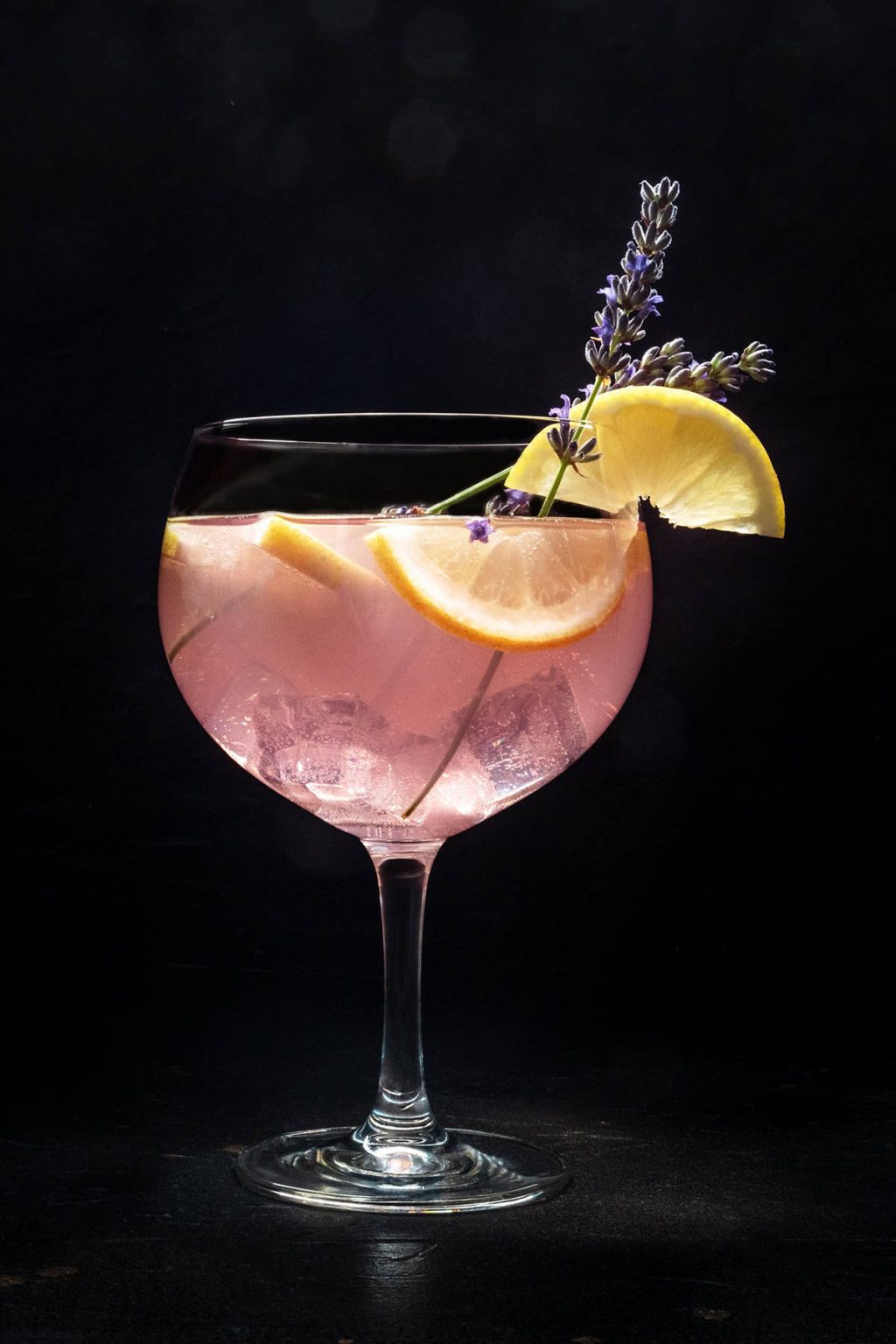 13 Best Lavender Cocktails - HowdyKitchen