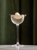 Lychee Martini Recipe - HowdyKitchen