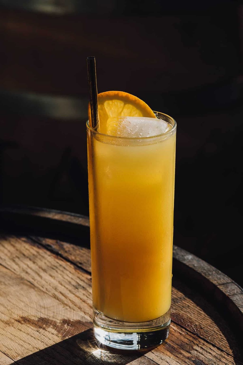 10 Must-try Orange Cocktails For Citrus Lovers - HowdyKitchen