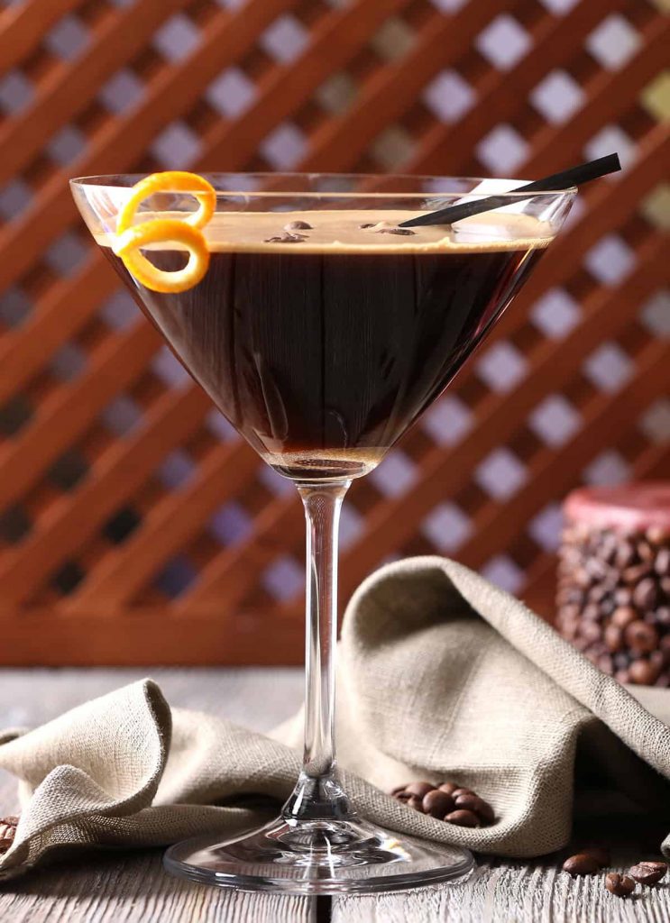 Orange Espresso Martini - HowdyKitchen