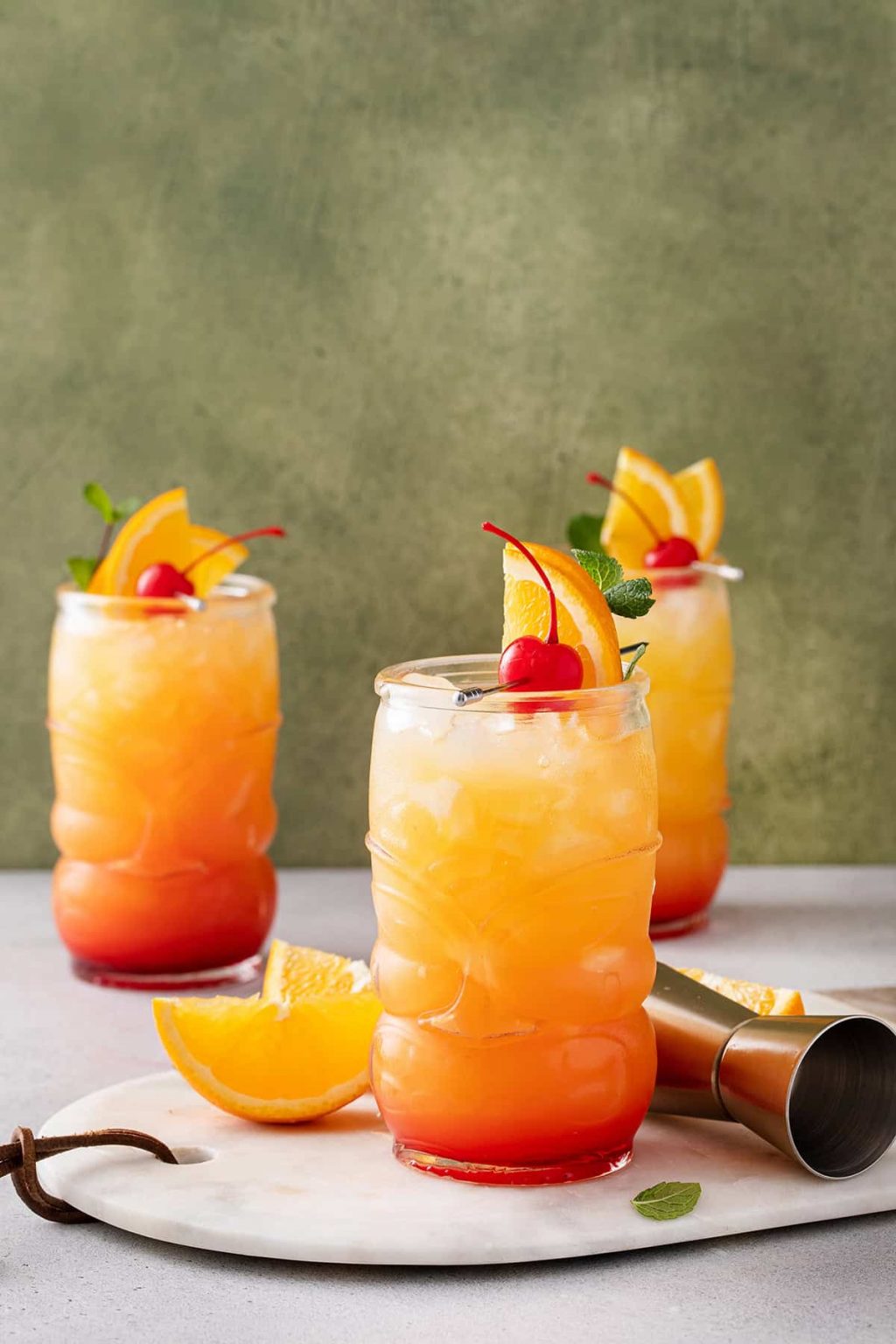 Tiki Punch Cocktail Recipe - HowdyKitchen