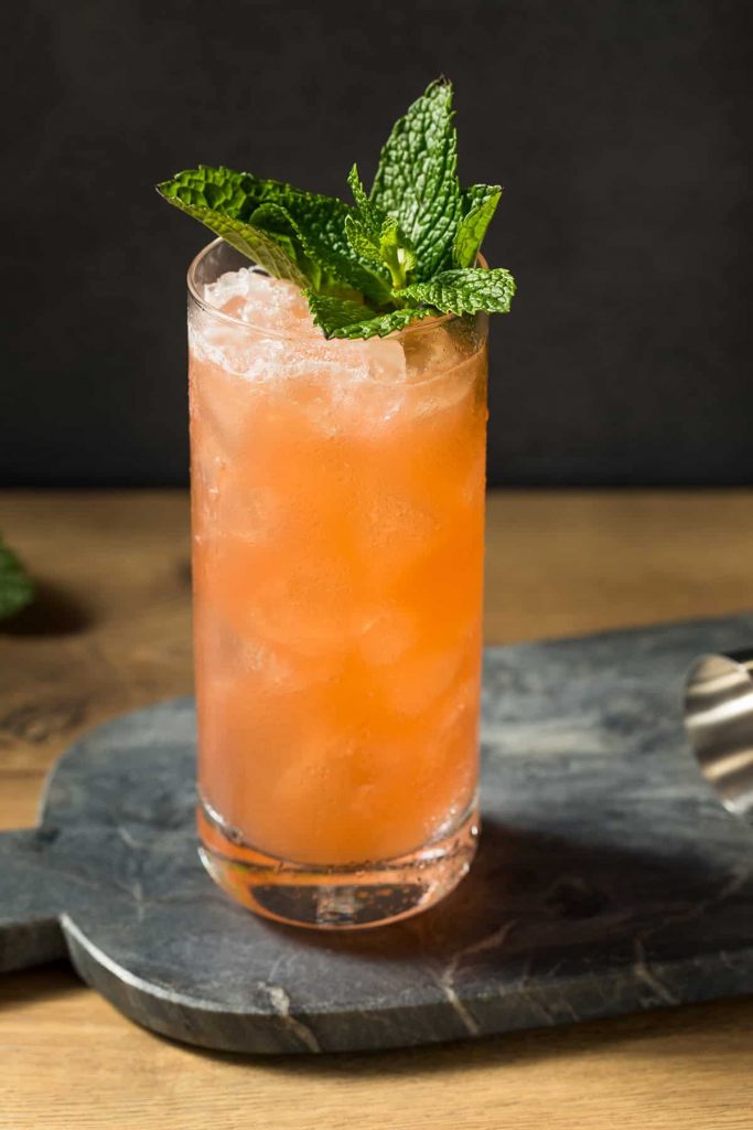 Zombie Cocktail - HowdyKitchen