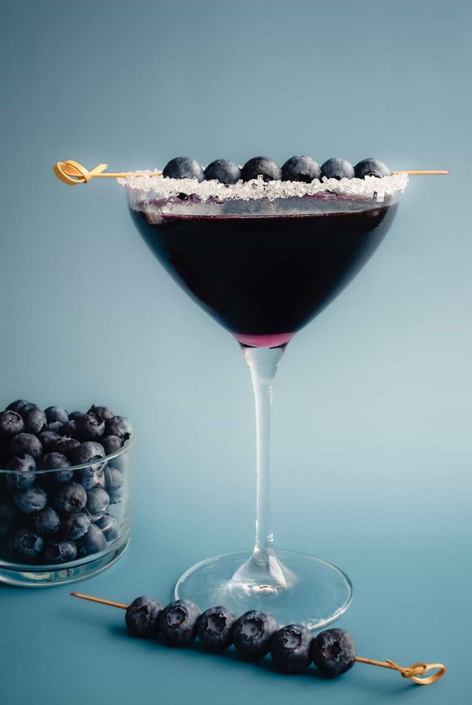 Blueberry Martini - HowdyKitchen
