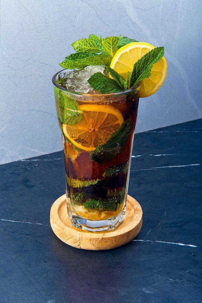 Captain Morgan Mojito - HowdyKitchen