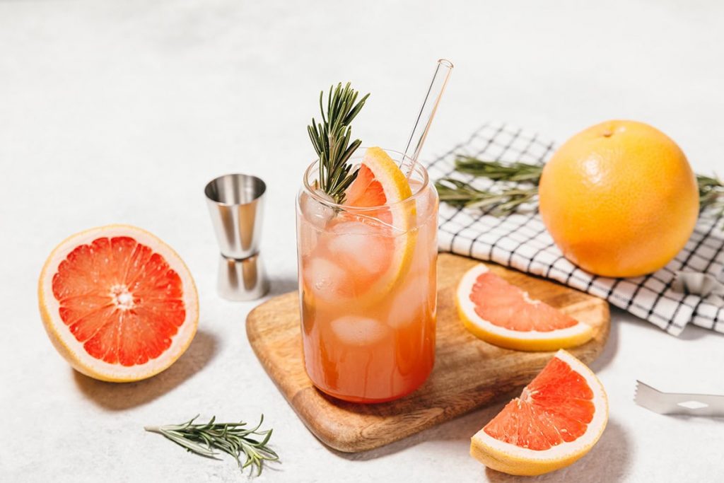 20 Must-try Cocktail Garnishes For Perfect Cocktails - HowdyKitchen