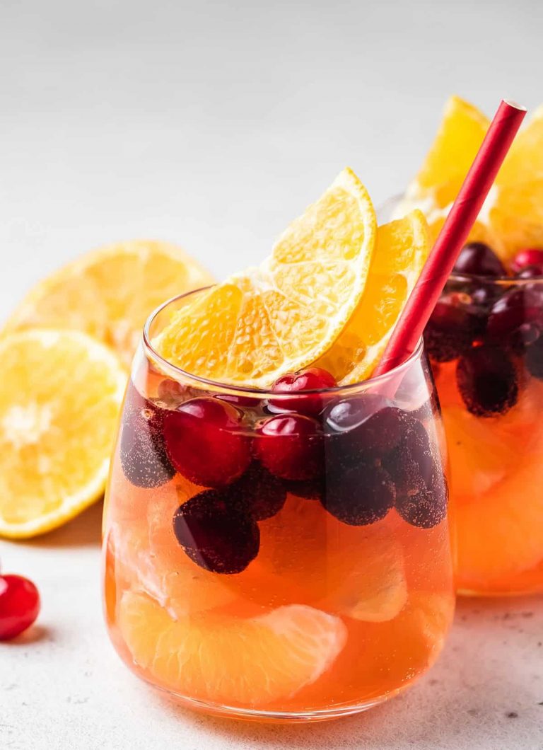 14 Perfect Fall Mocktails - HowdyKitchen