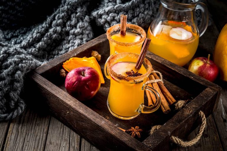 13 Best Fall Cider Cocktails - HowdyKitchen