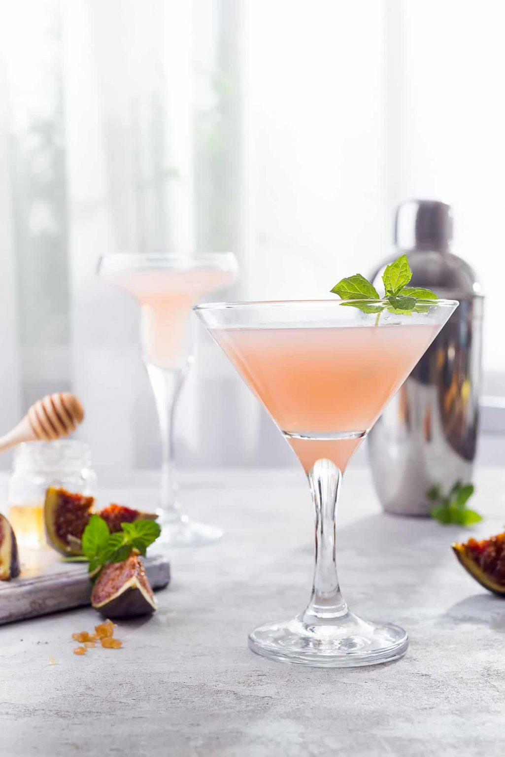 14 Best Fall Champagne Cocktails - HowdyKitchen