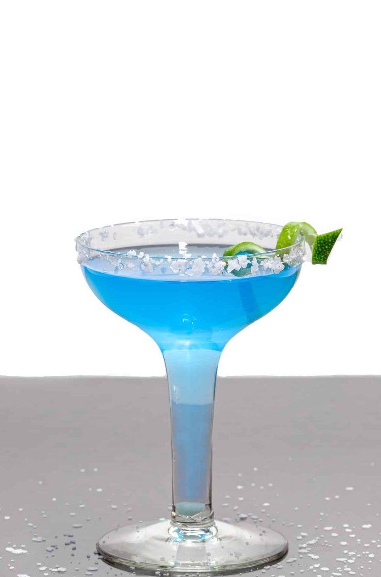 20 Must-try Cocktail Garnishes For Perfect Cocktails - HowdyKitchen