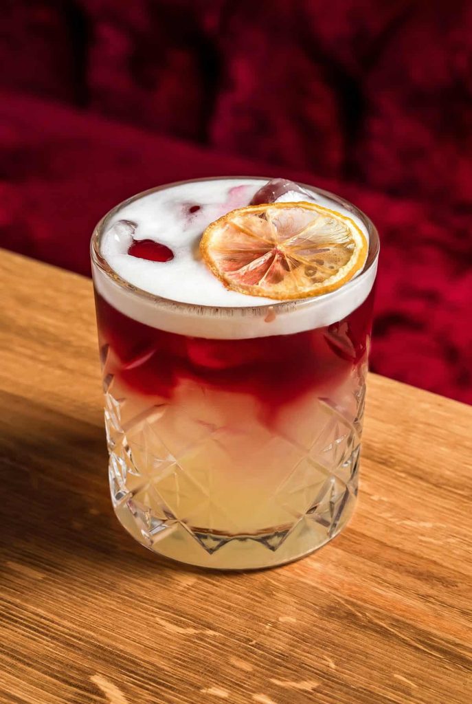 15 Common Sour Cocktails - HowdyKitchen