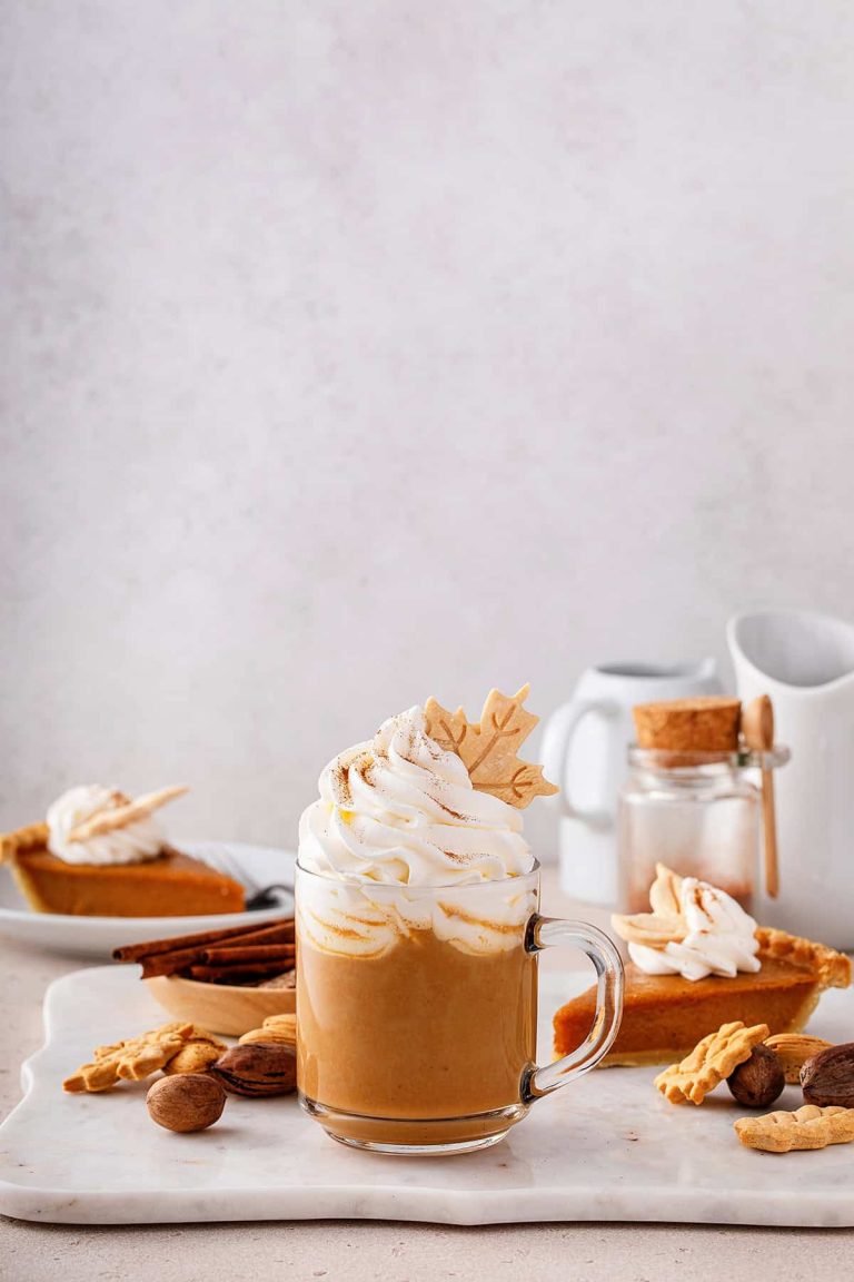 14 Fall-flavored Coffee Drinks You'll Love - HowdyKitchen