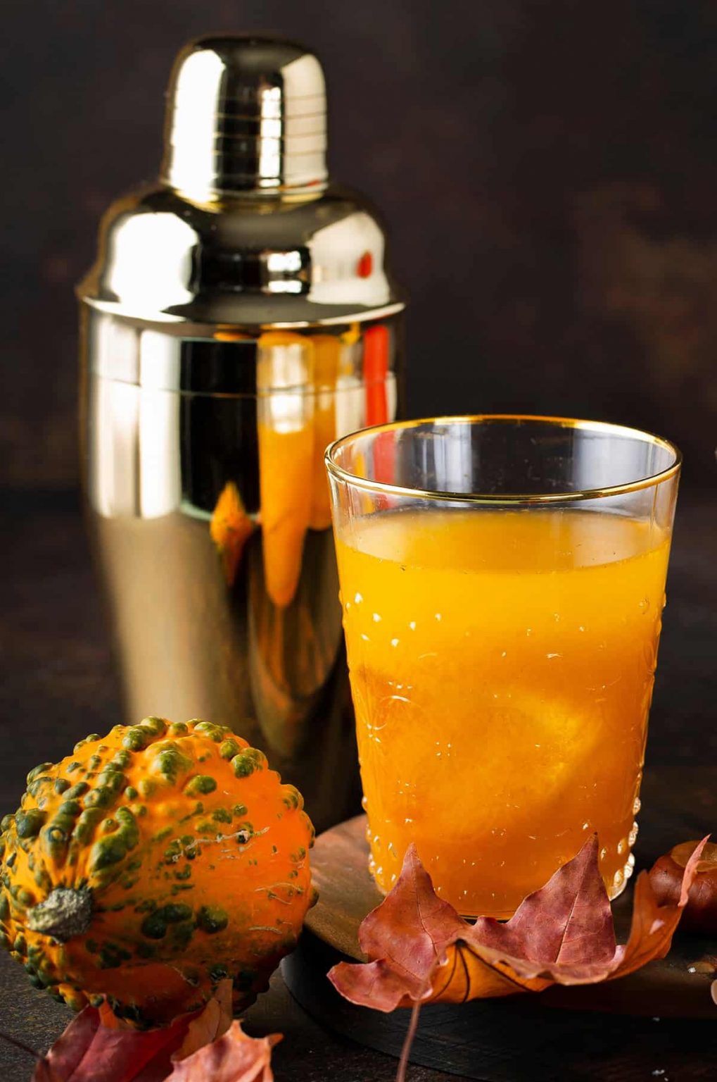 14 Best Fall Batch Cocktails - HowdyKitchen