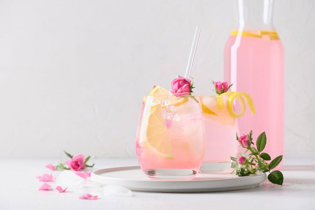 13 Delicious Rose Cocktails - HowdyKitchen