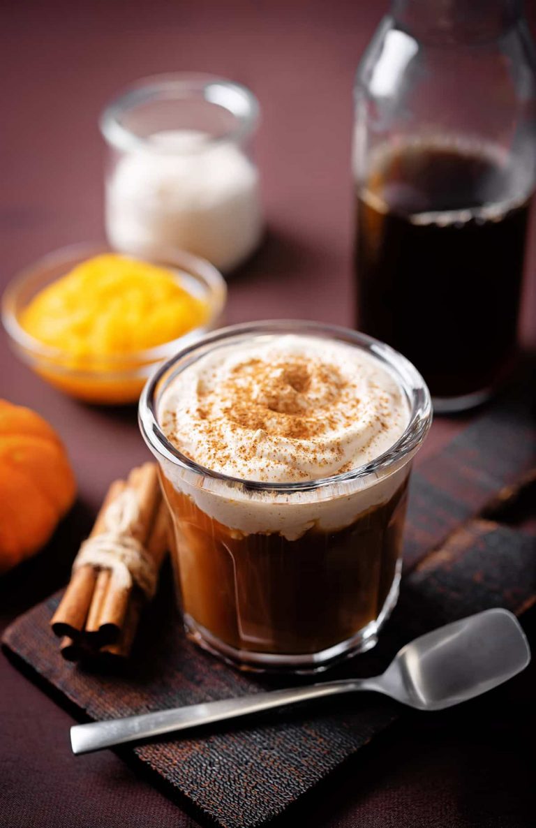 14 Fall-flavored Coffee Drinks You'll Love - HowdyKitchen
