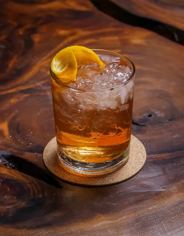 Tequila Old Fashioned Cocktail Recipe - HowdyKitchen