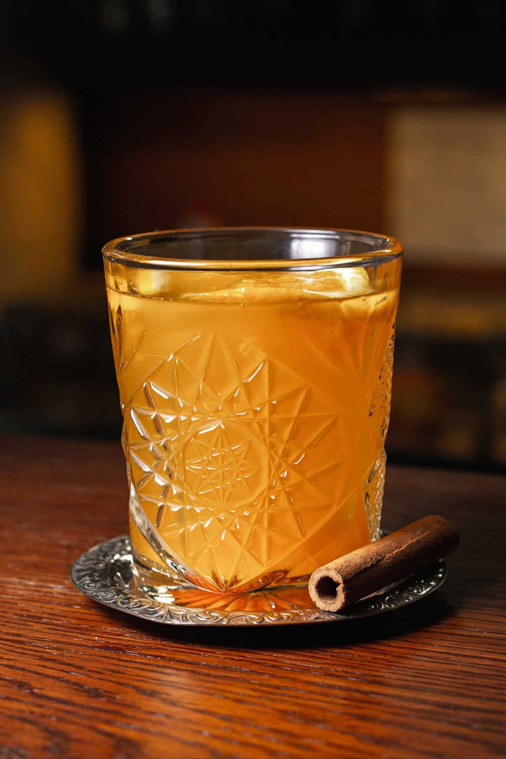 Grog Cocktail Recipe - HowdyKitchen