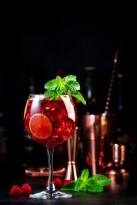 14 Best Raspberry Vodka Cocktails - HowdyKitchen