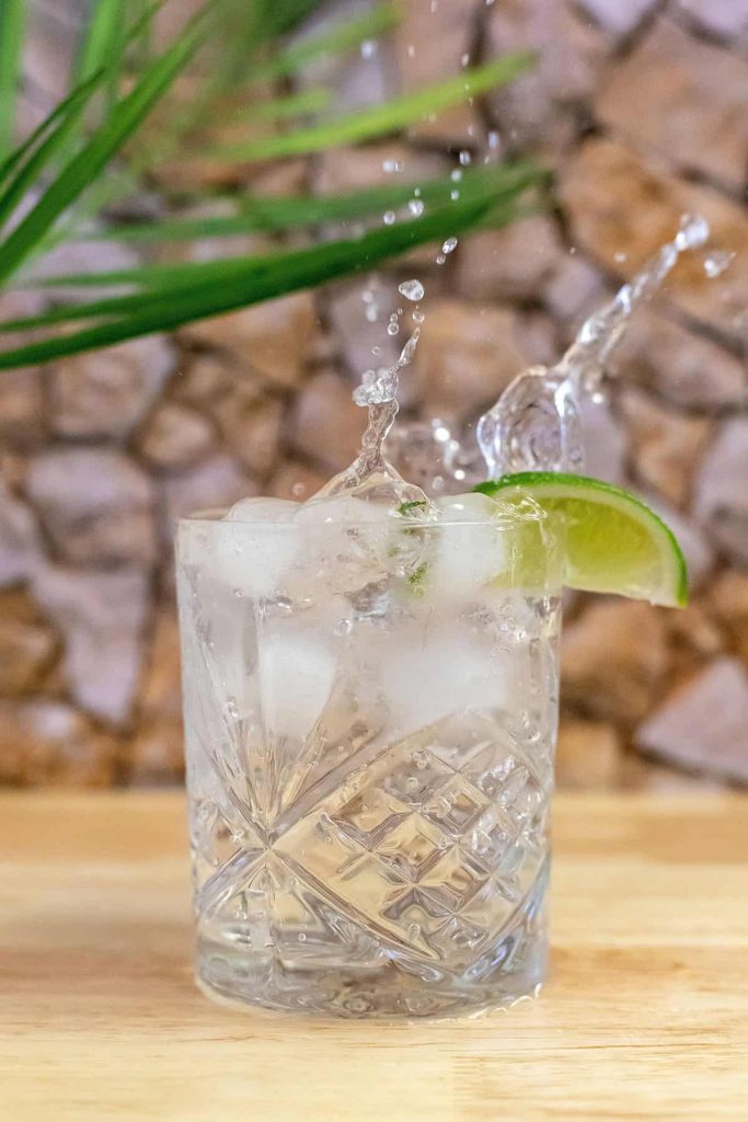 14 Delicious Well Cocktails - HowdyKitchen