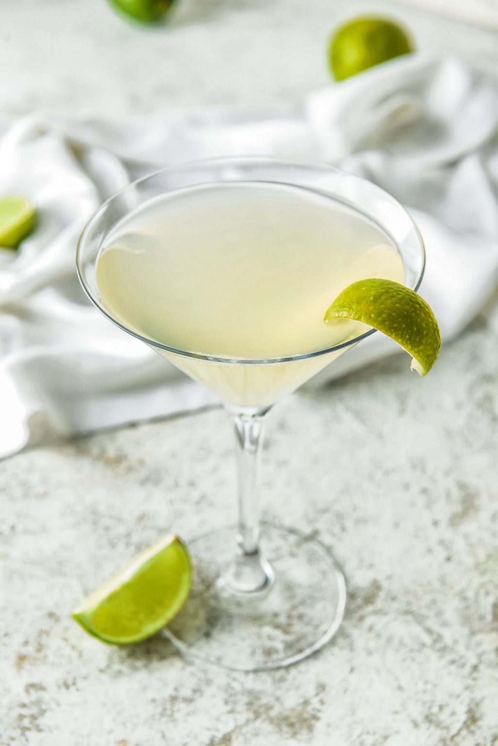 15 Must-try Classic Spring Cocktails - HowdyKitchen