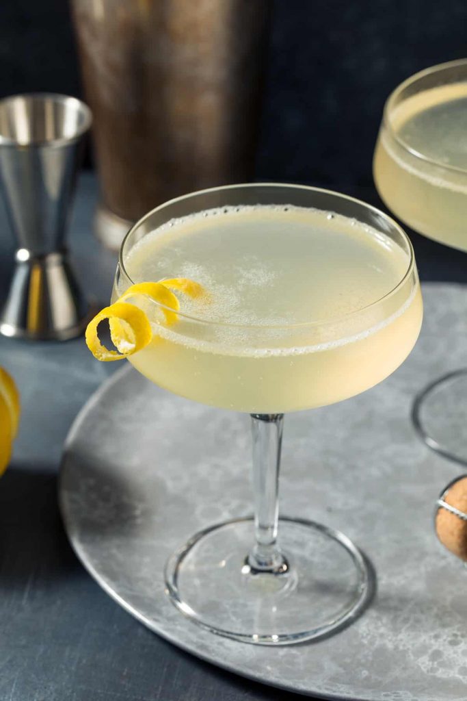 15 Must-try Classic Spring Cocktails - HowdyKitchen