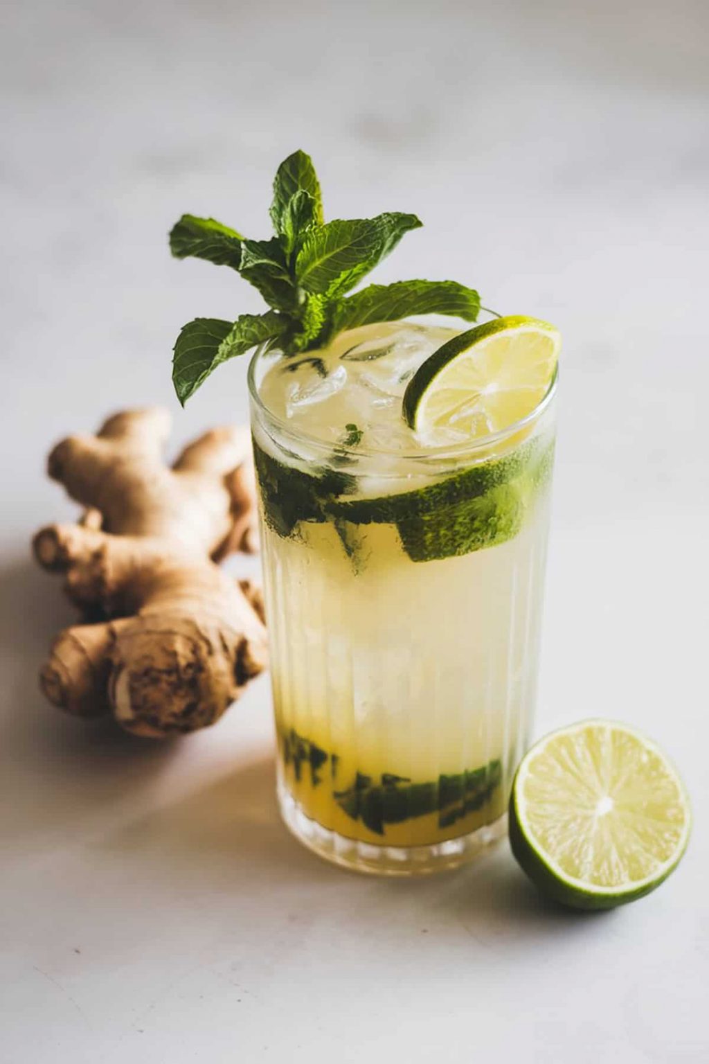 Ginger Mojito - HowdyKitchen