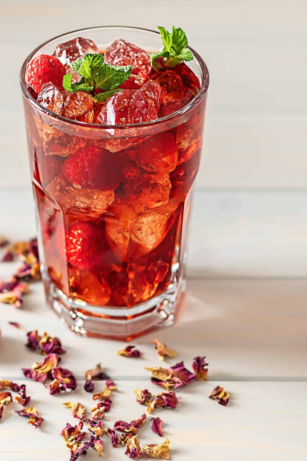 Hibiscus Iced Tea - HowdyKitchen