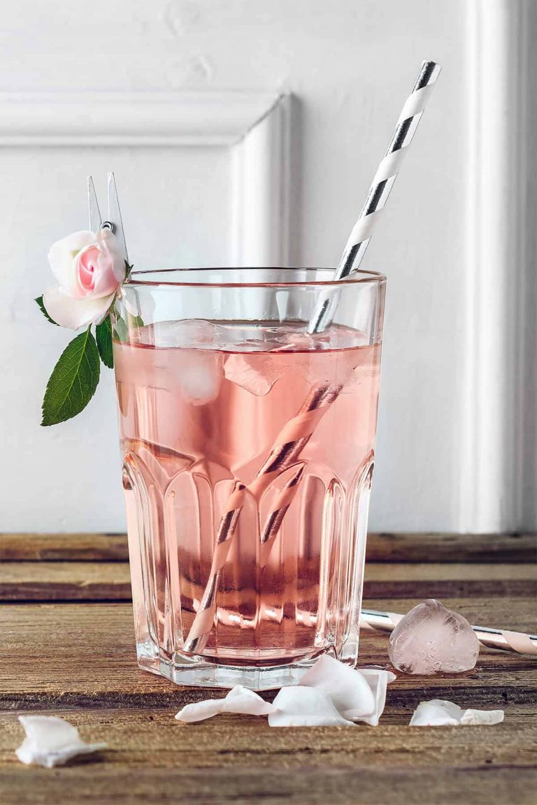Rose Water Lemonade - HowdyKitchen