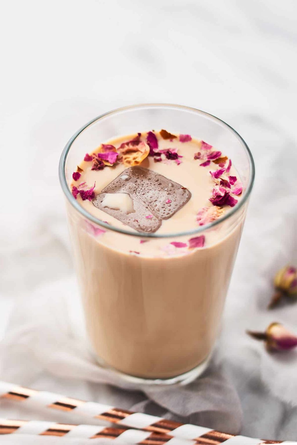 15 Delicious Spring Coffee Drink Recipes - HowdyKitchen