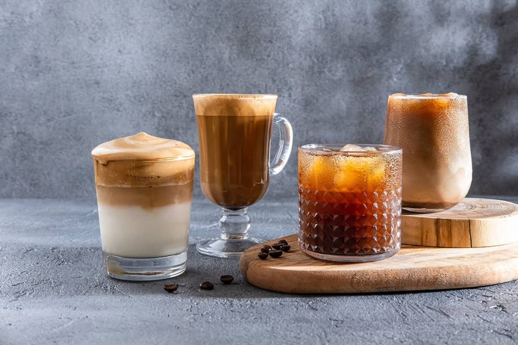 16 Delicious Winter Coffee Drink Recipes - HowdyKitchen