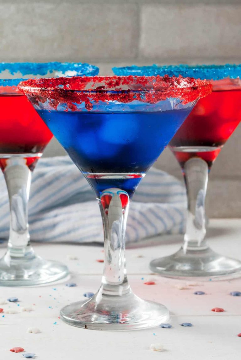 14 Popular Patriotic Cocktails - HowdyKitchen