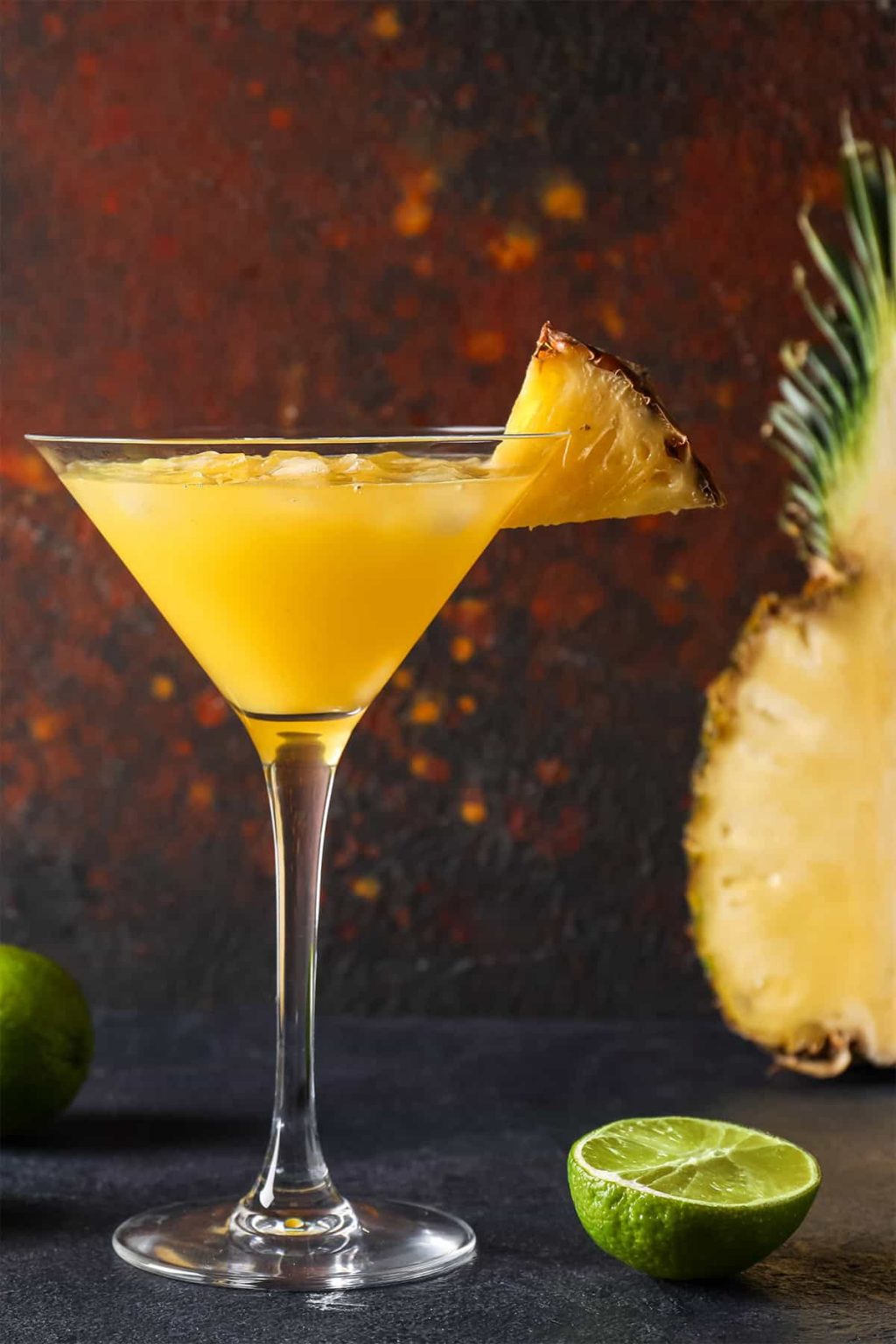 Pineapple Daiquiri - HowdyKitchen